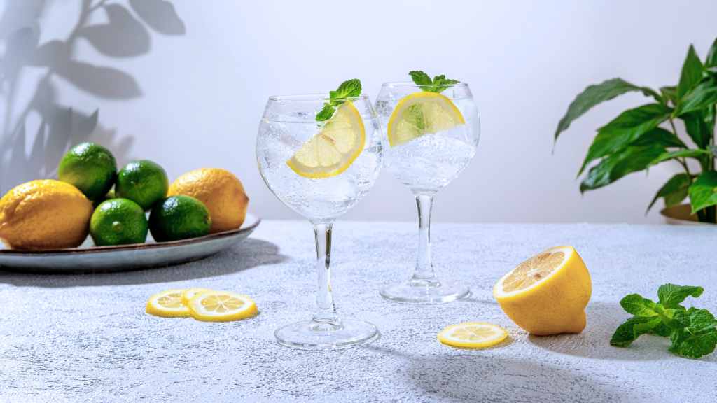 Kenali manfaat minuman Tonics dan Elixir! – CURVES INDONESIA